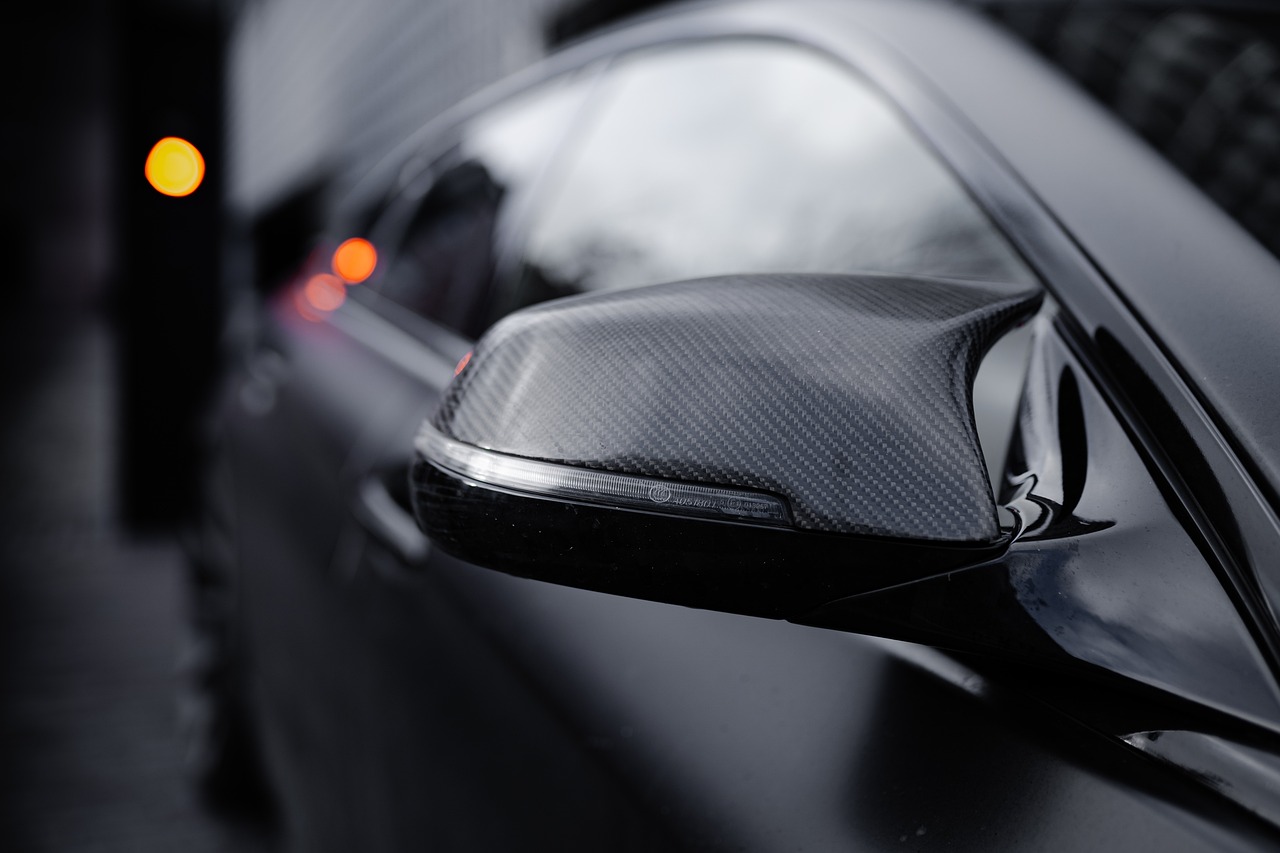 Covering carbone brillant : un look haut de gamme pour votre auto